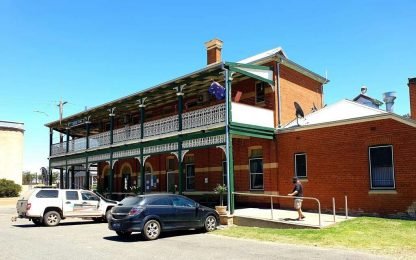 Mirrool Hotel & Camp - $10 – NSW - Fulltime Caravanning