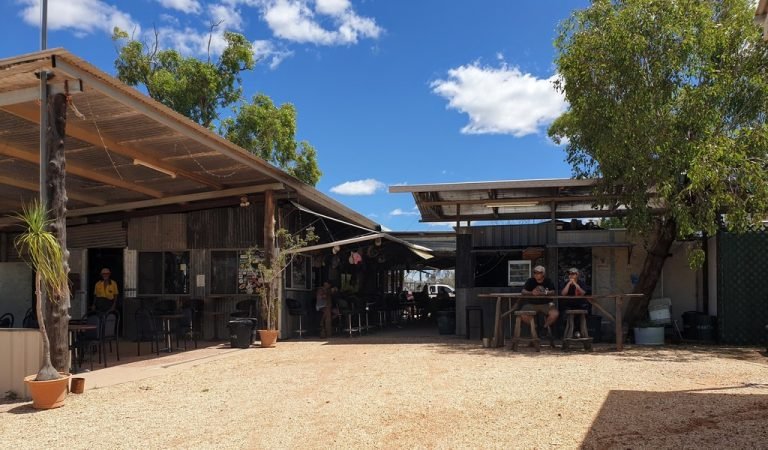 Glengarry Hilton Hotel - Cumborah - NSW - Fulltime Caravanning